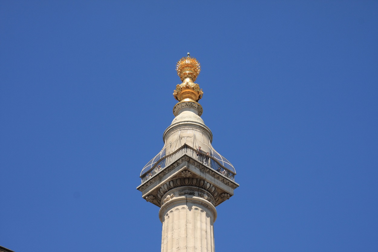 The Monument - Walk London Sightseeing Tour