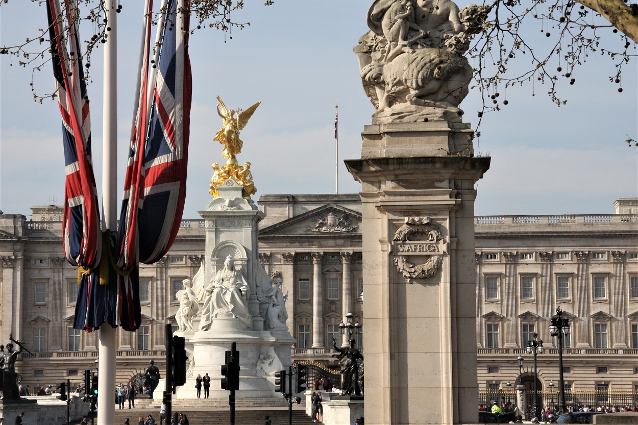 Buckingham Palace, Royal London and Westminster Walks