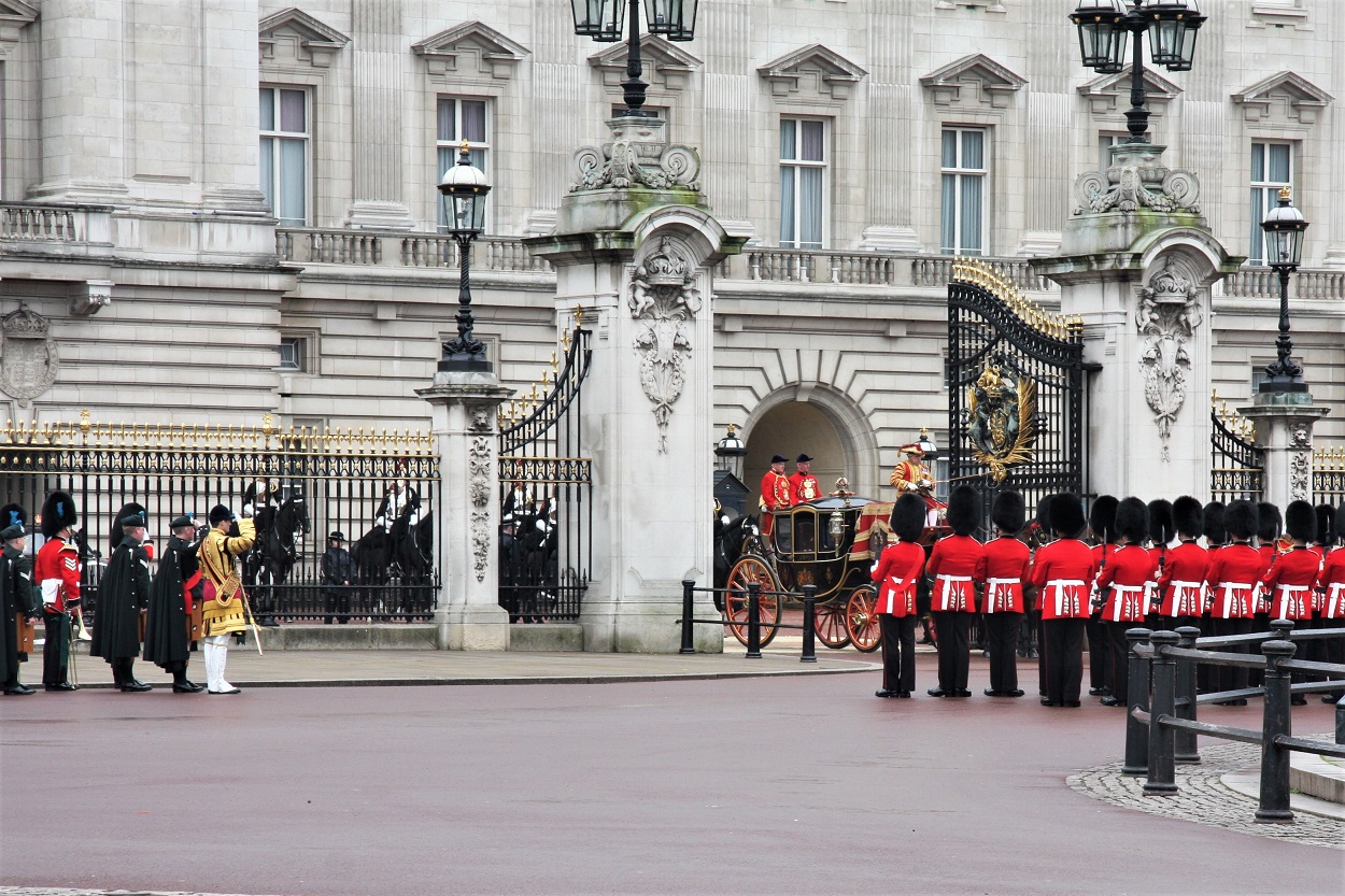 Buckingham Palace, Royal London and Westminster Walks