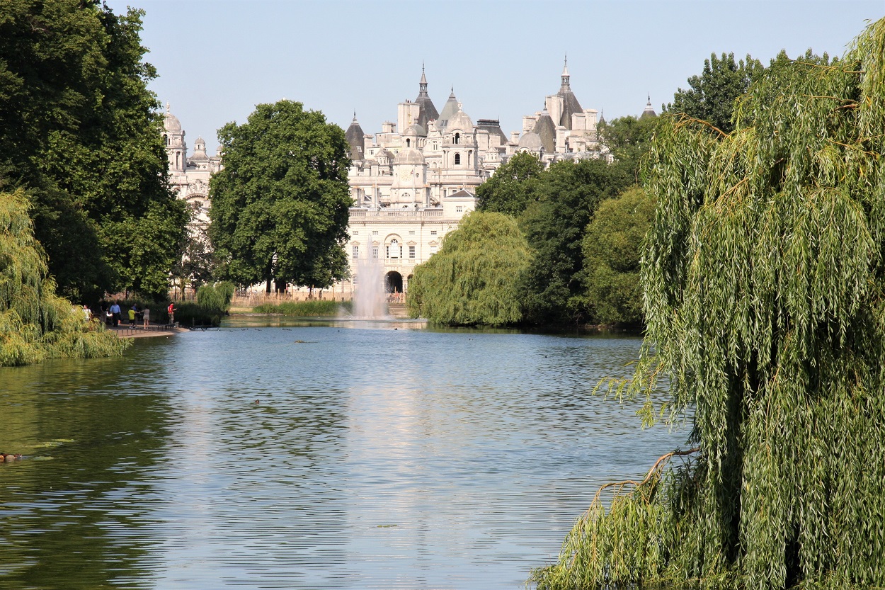 St James's Park, Royal London Walk