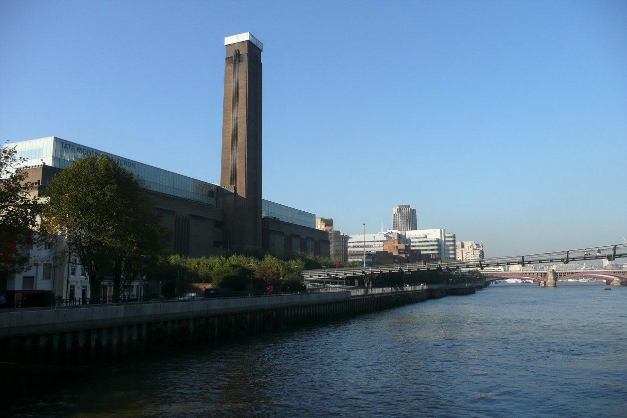Tate Modern, Contemporary Art Gallery - Queen's Walk London
